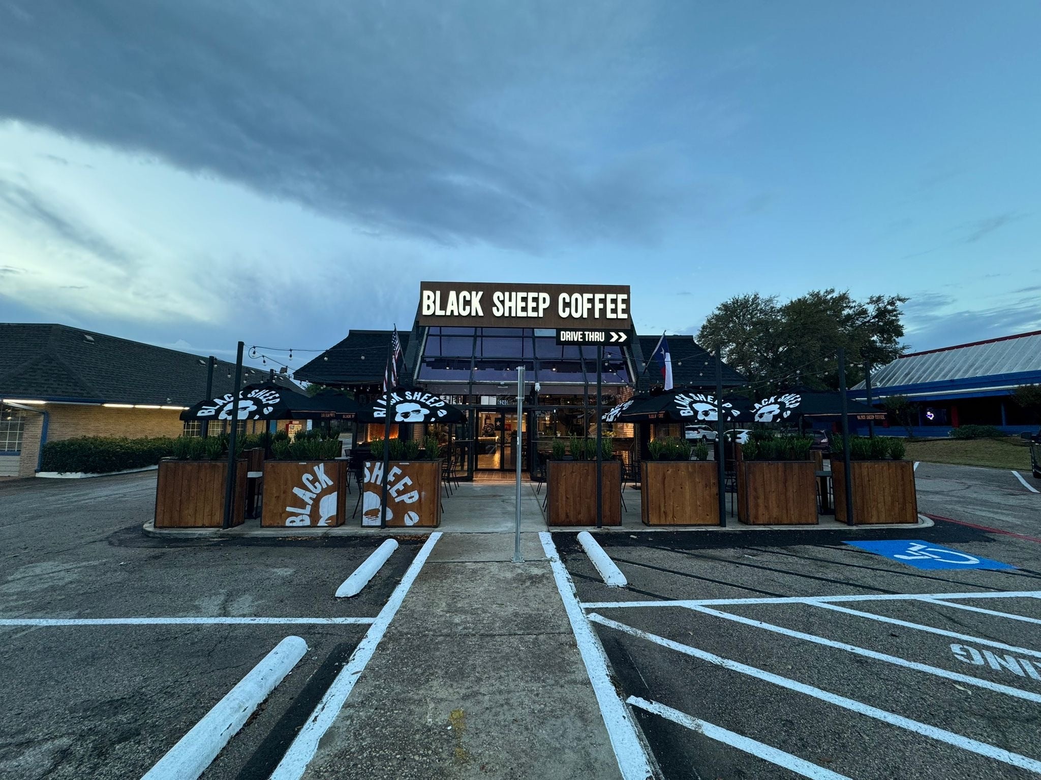 East Mockingbird Lane – Black Sheep Coffee